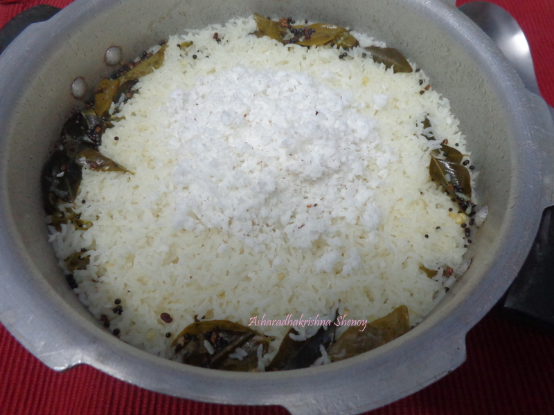 Nuchi (konkani Coconut Rice) – Konkani Khann Anik Jevan
